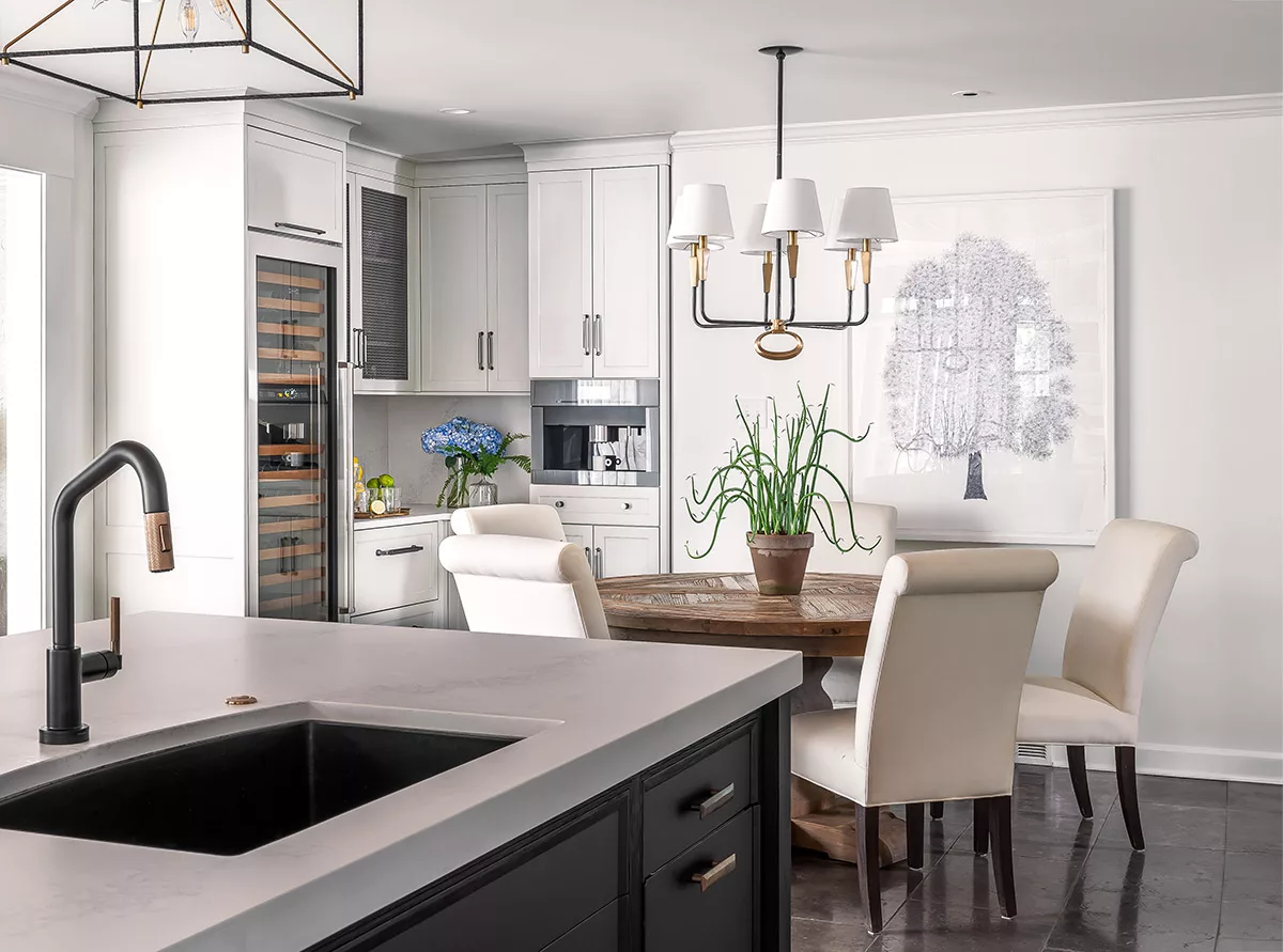 A Guide to Exquisite Dining Room Built-Ins Cabinets - Quality Custom ...